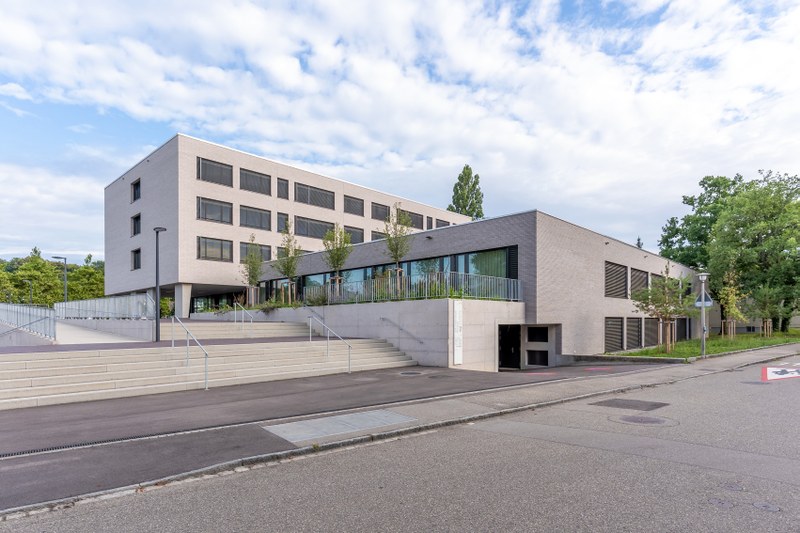 Gesamtsanierung Sekundarschule «Lochacker» in Reinach - Kanton Basel ...