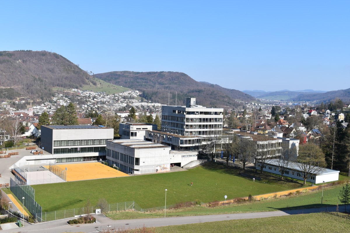 Fachmittelschule und Fachmaturität - Baselland